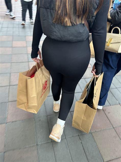 Insane Asian Black Leggings Vpl 🍑 [ Not Oc ] Spandex Leggings