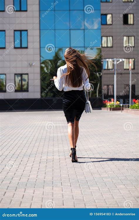 æ¬¢å¿«çš„ä¸‡åœ£èŠ‚å¤ åˆ¶å“ åŒæ›²å¥‡ï¼Œä¥åœ¨é„è‰²èƒŒæ™¯çš„é¡¶æ™¯ä¸Šè
