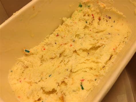 Crazy Food Dude Review Breyers Blasts Birthday Blast Frozen Dairy