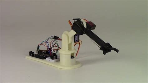 arduino blog the little arduino robot arm that could