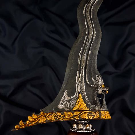 Keris Nogo Rojo Luk 13 Kinatah Emas Mataram Sultan Agung Kuno Istimewa