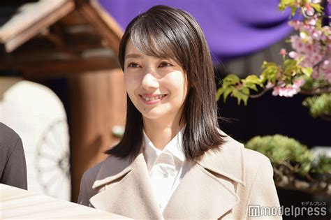 画像3 10 波瑠、ショートボブ姿カムバック「こっち向いてよ向井くん」ポーズが悶絶級「可愛すぎ」「透明感すごい」 モデルプレス