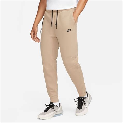 Nike Jogginghose Nsw Tech Fleece 24 Khaki Schwarz Unisportstore De