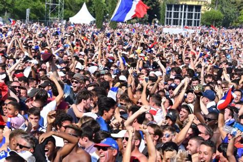 Des Dizaines De Femmes Dénoncent Des Faits Dagressions Sexuelles Le