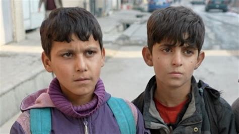 أفغانستان تحت حكم طالبان الأطفال يدفعون ثمن الأزمة الاقتصادية Bbc