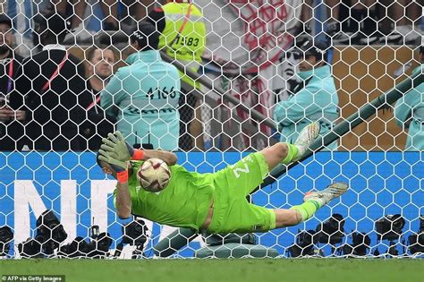 Argentina In Dreamland Fans Go Wild As Lionel Messi Inspires Victory