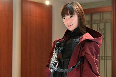 「新空港占拠」駿河（宮本茉由）に“年齢詐称説”浮上「大病院占拠」からの変化に考察加速 モデルプレス