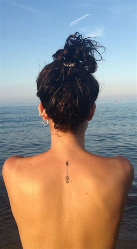 50 Inspirational Spine Tattoo Ideas For Women With Meaning Mybodiart