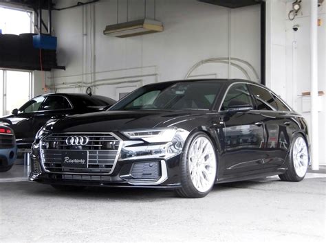 Audi アウディ A6 C8 F2 4a 45tfsi セダン Kw Ver3 取り付け！！ ランナウェイ