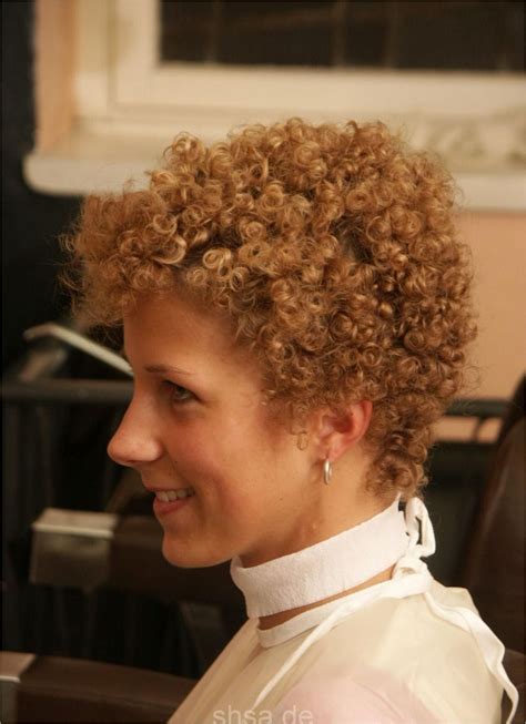 Tightly Permed Short Hair In 2021 Short Permed Hair Short Hairstyles