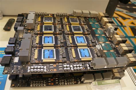 【インタビュー】supermicroのnvidia hgx 2採用サーバー「sys x029gp tnvrt」が提供する価値とは