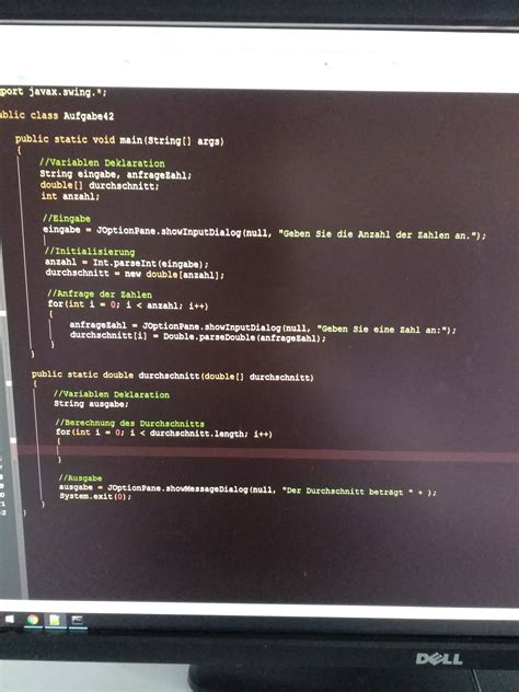 java summing values of arrays and dividing them to get