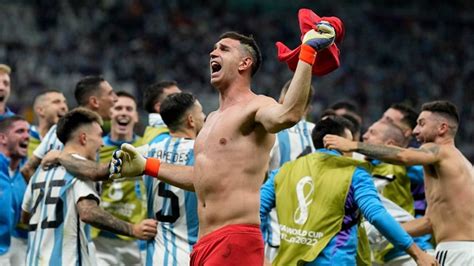 World Cup 2022 Argentina Survive Netherlands Rally To Win After