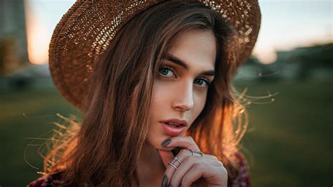 Wallpaper People Photo Picture Girl Portrait Sunlight Photo