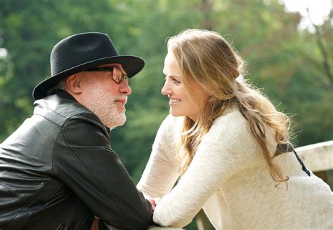 Psychology Explains Why Younger Women Often Prefer Older Men Buzz