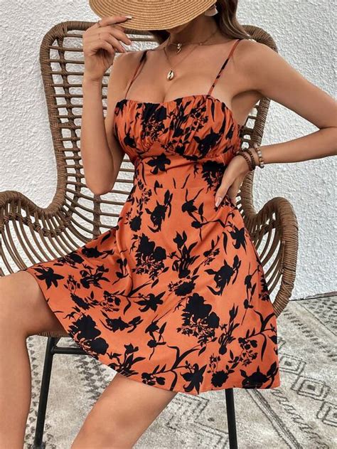 Shein Vcay Cami Kleid Mit Blume Muster Rüschen Aktuelle Trends
