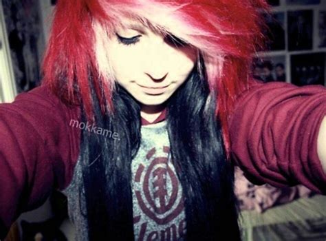 Red And White Scene Hair