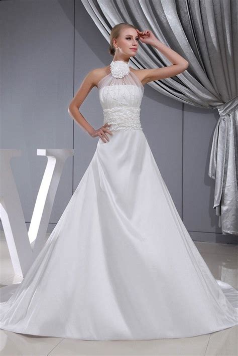 Beautiful A Line Halter Crystal Beaded Wedding Dress Bridal Gown With