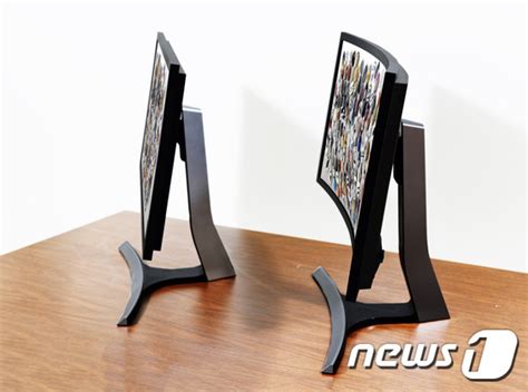삼성전자 커브드 모니터 눈의 피로 집중력 저하 눈의 침침함 덜 해