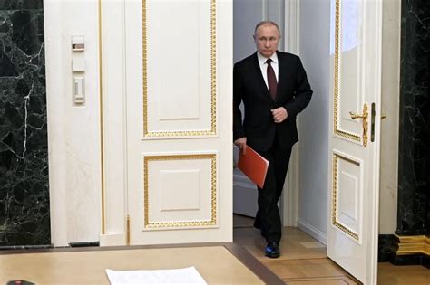 Vladimir Putin Puso En Alerta Máxima A Las Fuerzas Nucleares De
