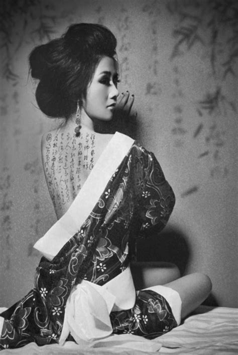 Pin By Regina On Geishas Asian Beauty Geisha Japanese Beauty