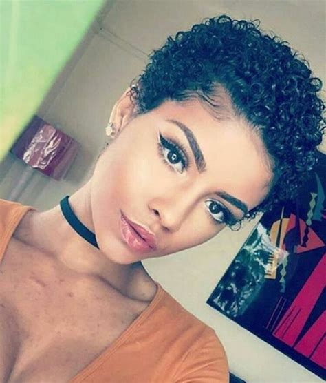 10 Wonderful Super Short Curly Hairstyles For