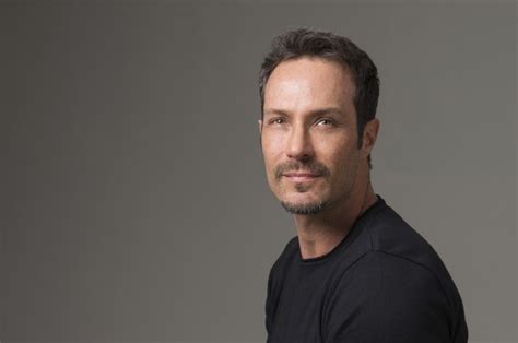 Fernando Pavão Fala Do Trabalho Em Série E Em Novela Da Record