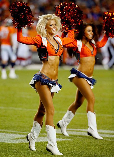 Nfl Cheerleaders Preseason Week 4 In 2021 Broncos Cheerleaders