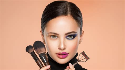 The Best Makeup Trends Youll Be Trying In 2023