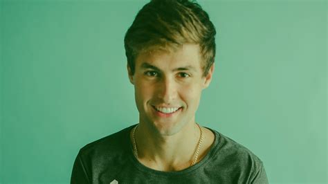 Quanto Ganha Um Youtuber Com 1 Milhão De Inscritos