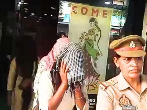 Sex Racket Going On In Farrukhabad Up Police Arrested Three Young Men