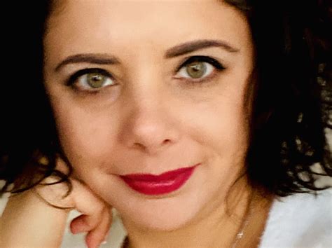 dr vanessa valentino ~ experienced clinical psychologist and sex