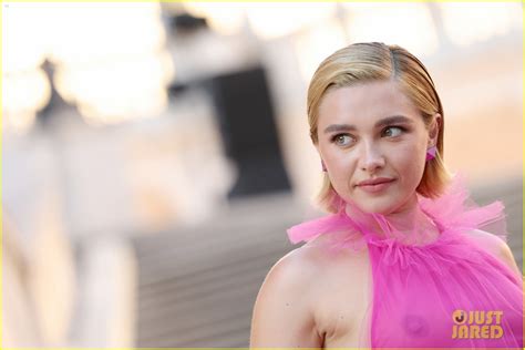 Florence Pugh Wears Sheer Gown At Valentinos Rome Fashion Show Photos