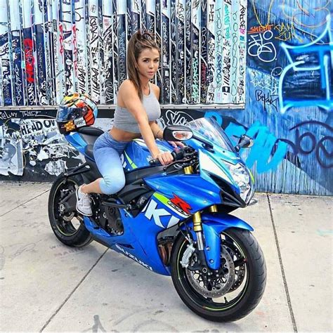 Chicks On Bikes Ducati Scrambler 125 Chicks On Bikes Motorbike Girl
