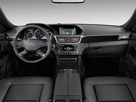 Mercedes Benz E Class W212 фото цена характеристики Мерседес Е