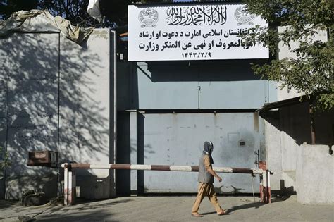 Afghan Women Outraged By New Taliban Restrictions On Work