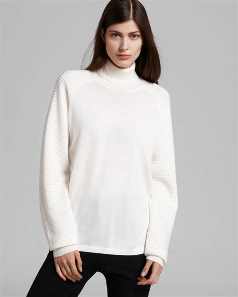 Mengenal Turtleneck Putih Baju Yang Trendy Dan Nyaman Gamis