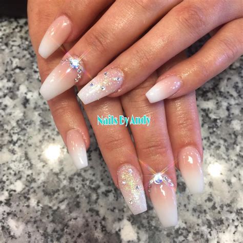 55 Ombre Nails With Rhinestones được Yêu Thích Nhất