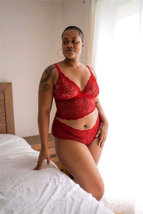 【安心の定価販売】 Plus Size Womens Lace Sheer Lingerie Bra Tops High Waist