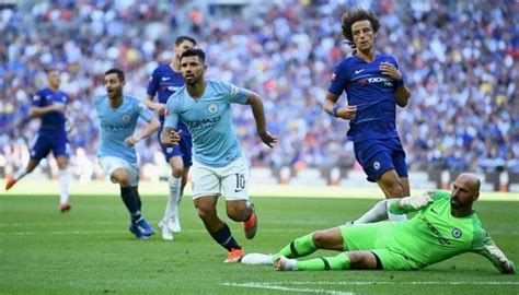 الكشف عن حكم نهائي كأس الرابطة بين مانشستر سيتي وتشيلسي