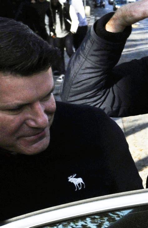 Fbi Probes Ex Abercrombie And Fitch Ceo Mike Jeffries Over Claims He