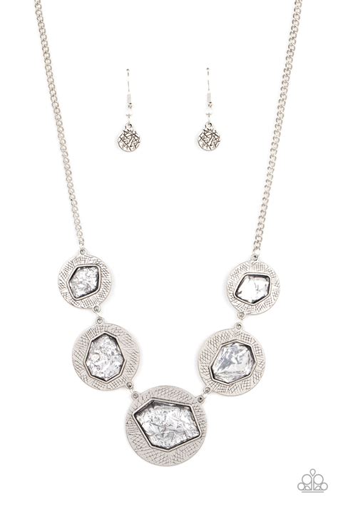 Paparazzi Accessories Raw Charisma Silver Paparazzi Accessories