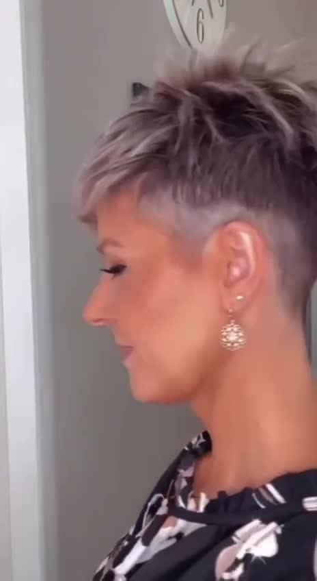 Pin By Serpil Serdar On İnci In 2024 Short Copper Hair Short Hair