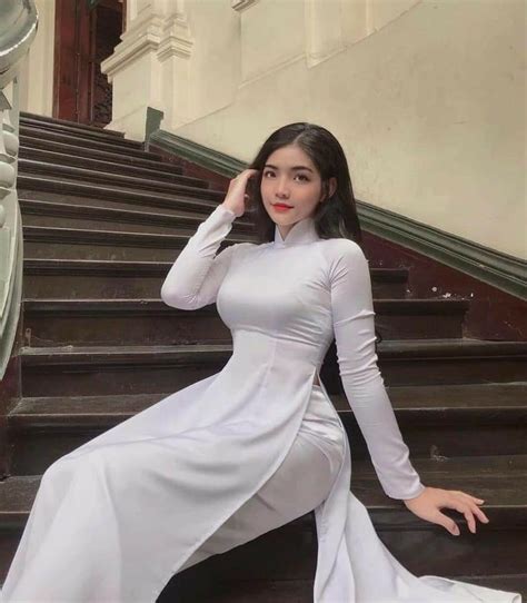 Ghim Của Trung Nghia Quan Trên Aodai Qtn Áo Dài Phụ Nữ Glamour