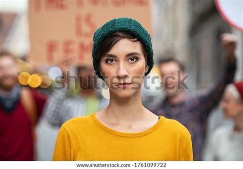 8 139 Riot Girl 图片、库存照片和矢量图 Shutterstock