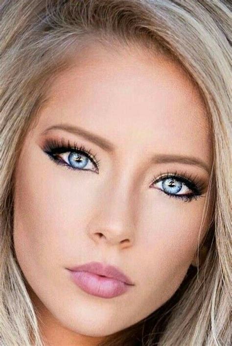 The Most Beautiful Woman In The World The Famous Amanda Taylor Most
