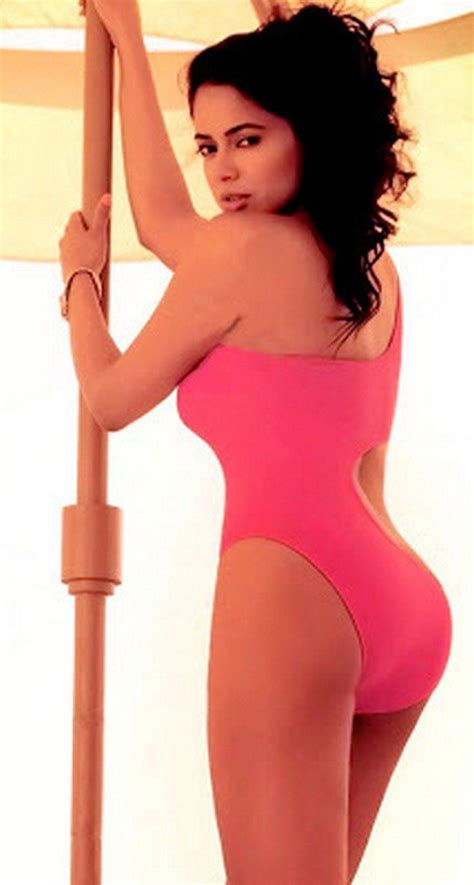 Sameera Reddy Hot And Sexy Gallery