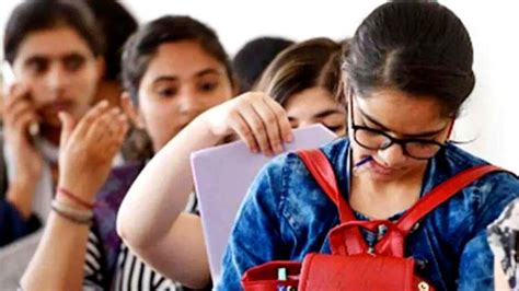 Delhi University Admission 2022 डीयू ने फर्स्ट ईयर के लिए जारी किया
