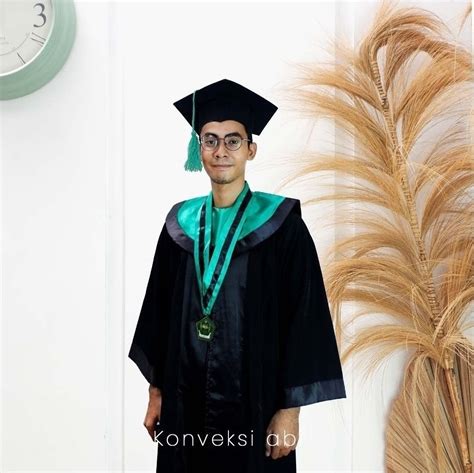 Tempat Bikin Toga Wisuda Konveksi Toko Abi