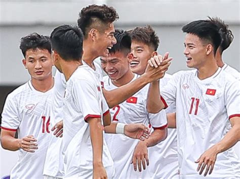 Pelatih Timnas Vietnam U 20 Ungkap Penyebab Turunkan Pemain Cadangan
